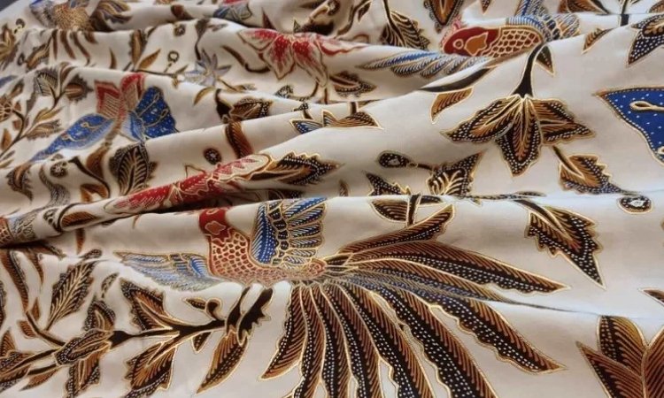 7 Jenis Bahan Kain Batik yang Berkualitas Unggulan - Azzam Industri